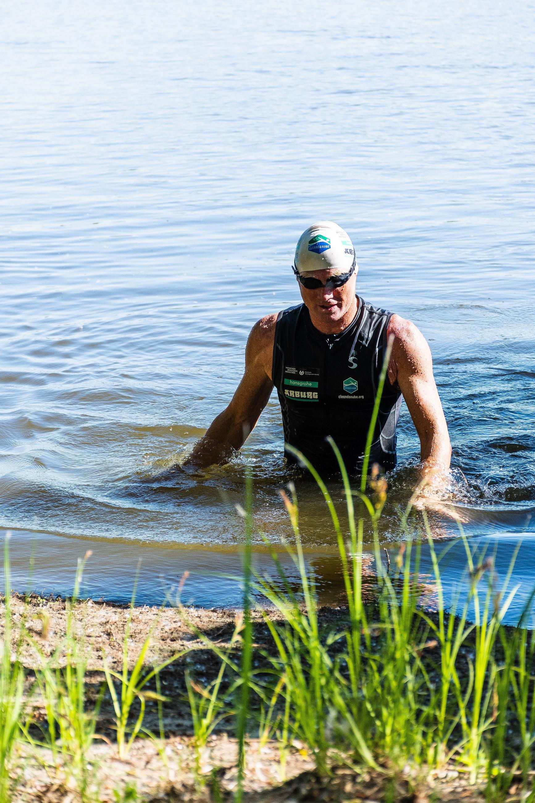 Vortrag: Uferlose Mikroplastik – der Rhein- und Donauschwimmer||Donau ...